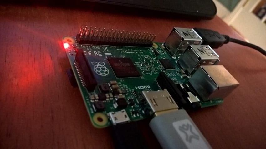 Install and Configure Windows 10 Insider Preview on Raspberry Pi 2 ...