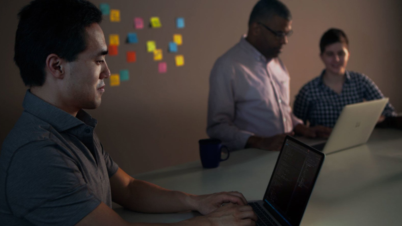 A New Year's Resolution for Aspiring Programmers: Learn C# and UWP Development - Thurrott.com