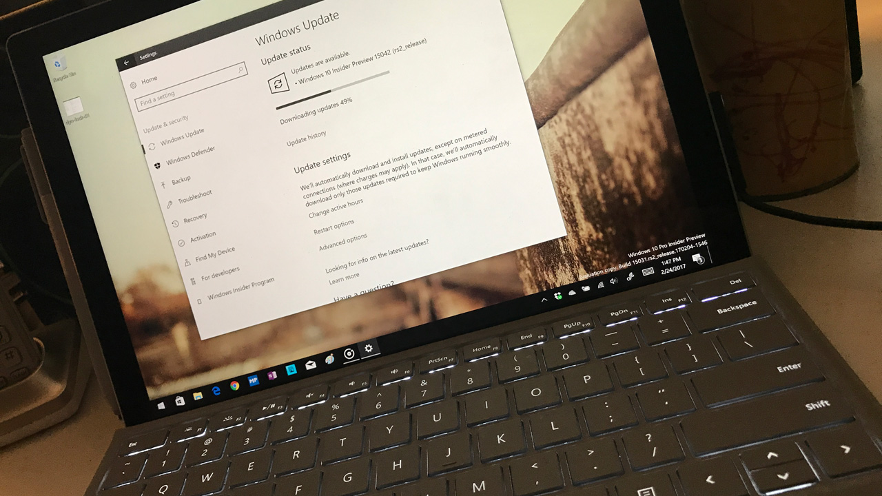 Microsoft Delivers Windows 10 Insider Preview Build 15042 to the Fast ...