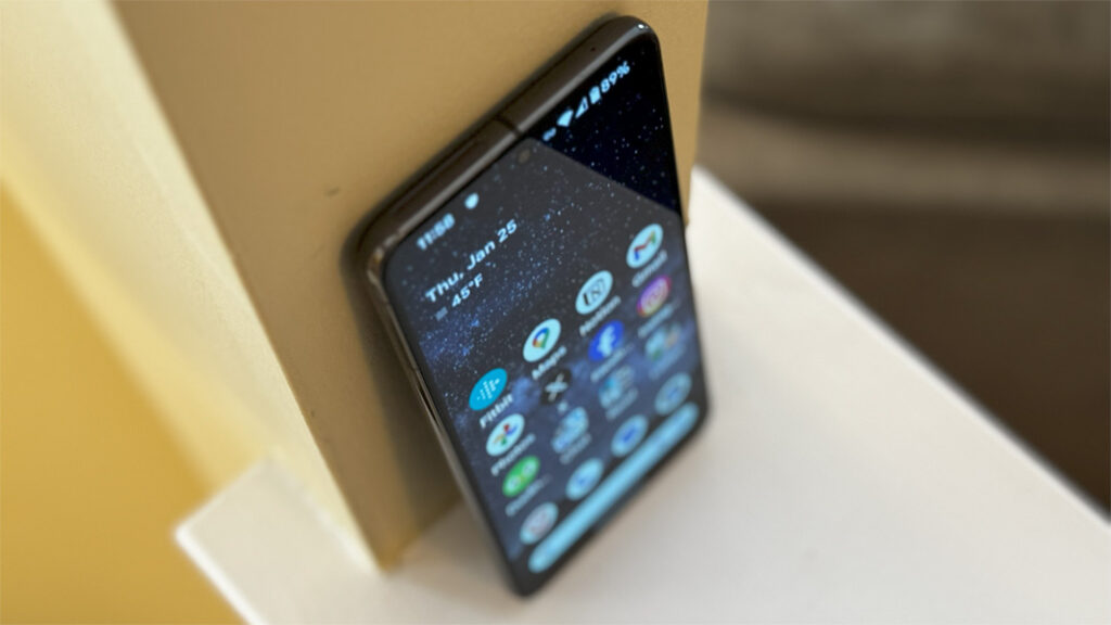 Google Pixel 8 Pro Review: Finally, the Perfect Pixel - Thurrott.com