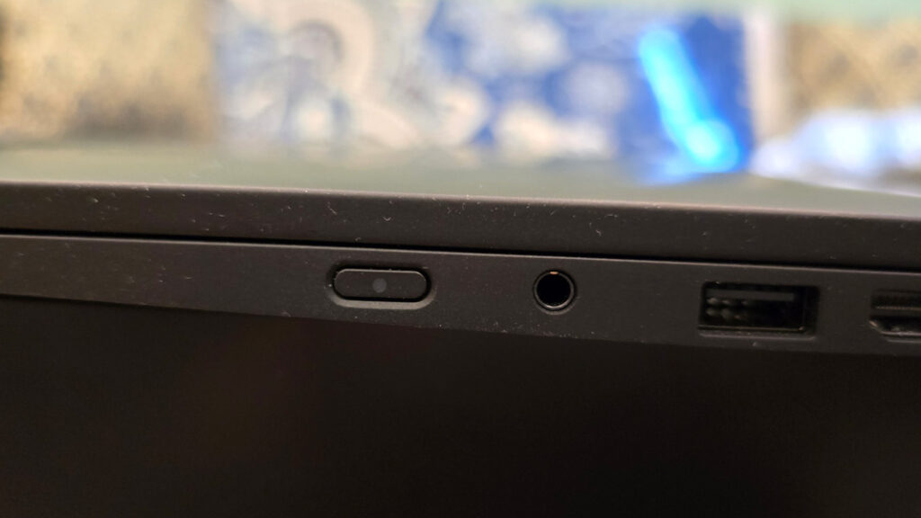 Lenovo ThinkPad X1 Carbon Gen 12 Review - Thurrott.com