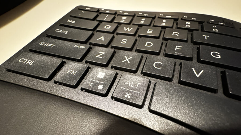 HP 960 Ergonomic Wireless Keyboard First Impressions - Thurrott.com