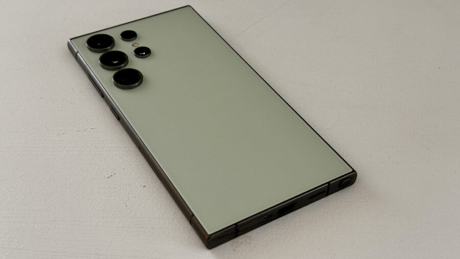 Samsung Galaxy S24 Ultra Review - Thurrott.com