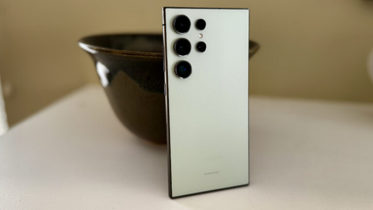 Samsung Galaxy S24 Ultra Review - Thurrott.com