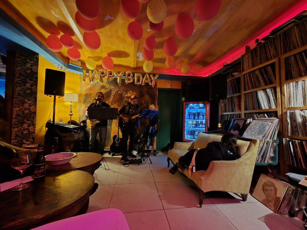 Samsung Galaxy S24 Ultra Review - Thurrott.com