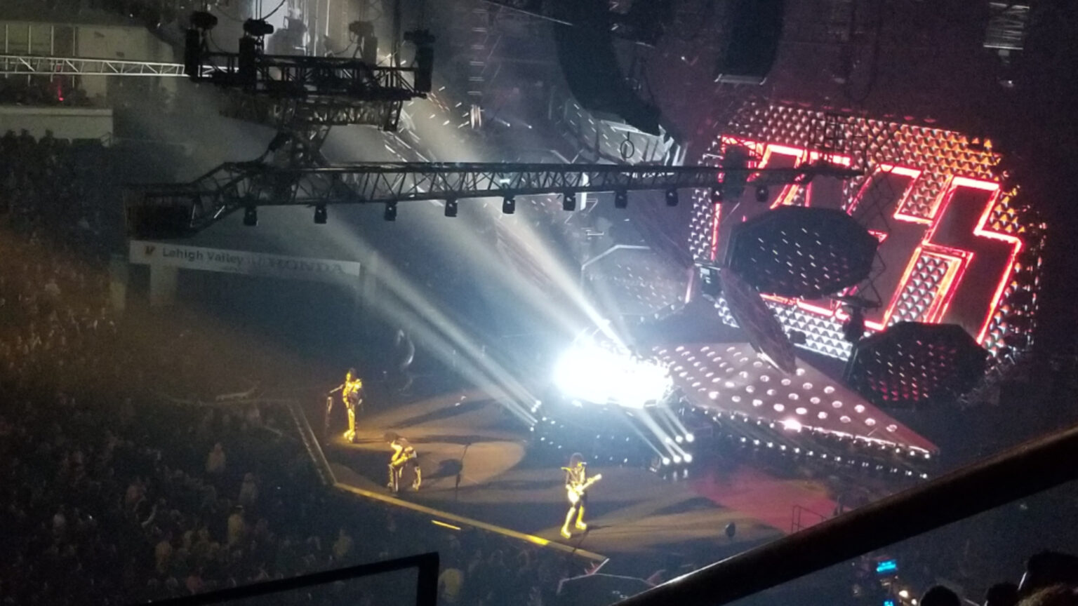 kiss-feb-2020 - Thurrott.com